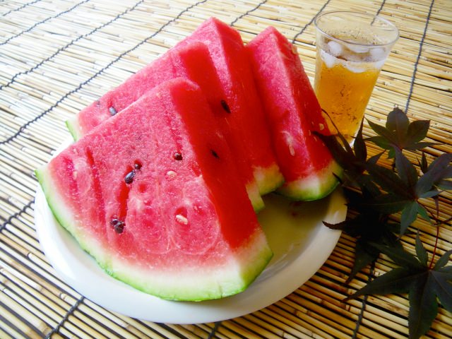 Watermelon Smashing Suikawari: Origin and Unique Rule : Hiro8 Japanese ...